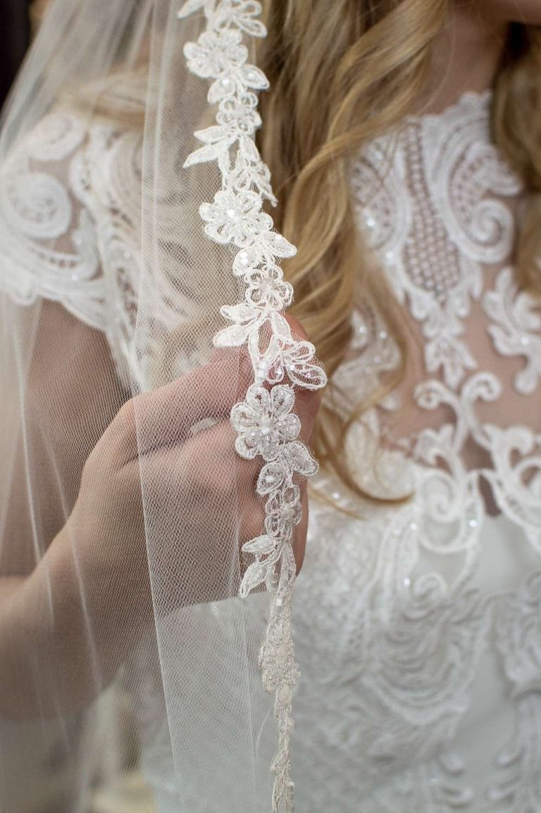 Zoe | Single Layer Fingertip Length Lace Trim Wedding Veil