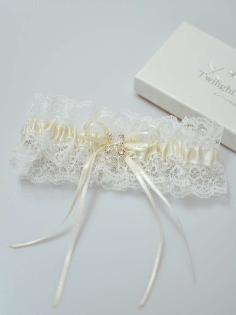 Lace Wedding Garters | The Wedding Veil Shop, UK