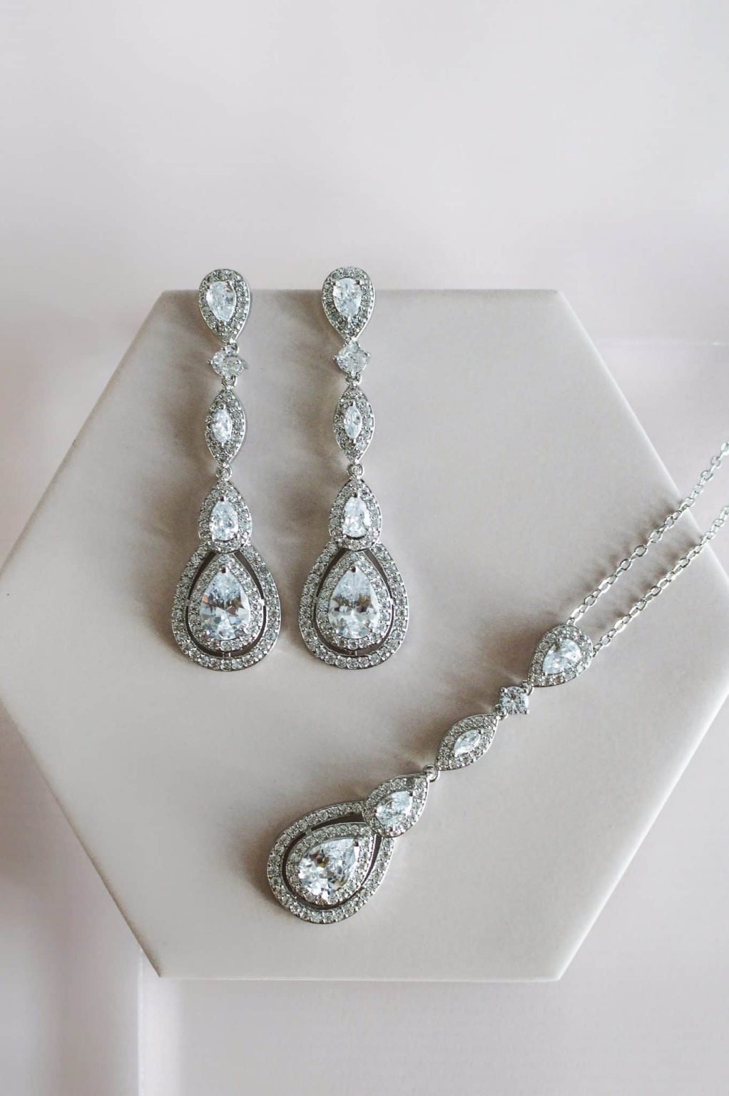 Mila | Elegant Drop Bridal Jewellery Set for Brides